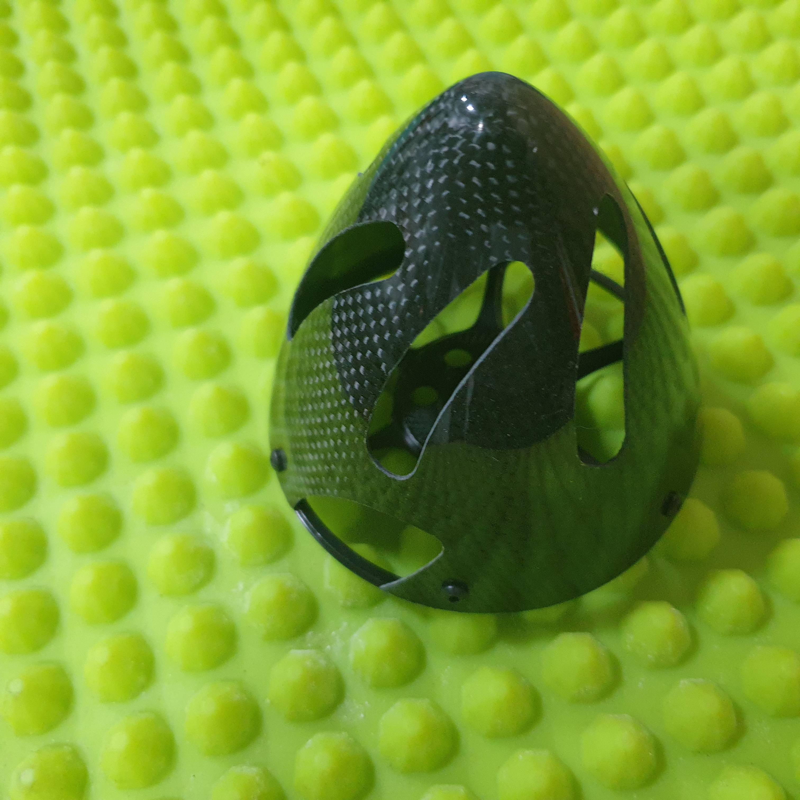 Lightweight vented spinner