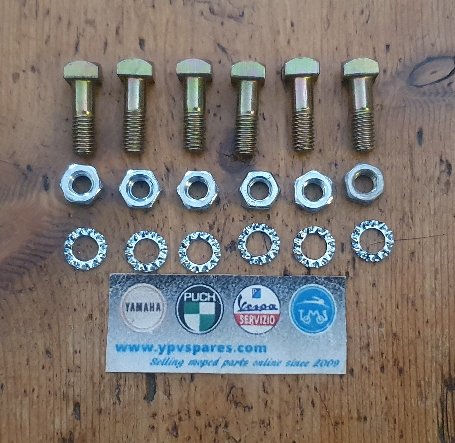 Puch Maxi Rear Sprocket fixing set.