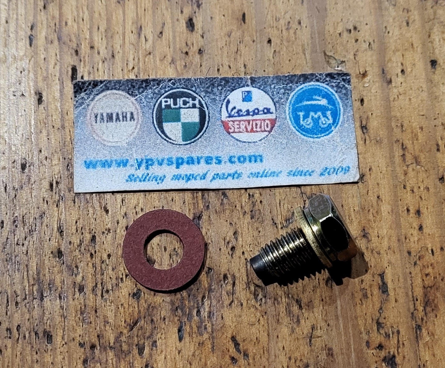 M8 magnetic gearbox oil bung and washer.