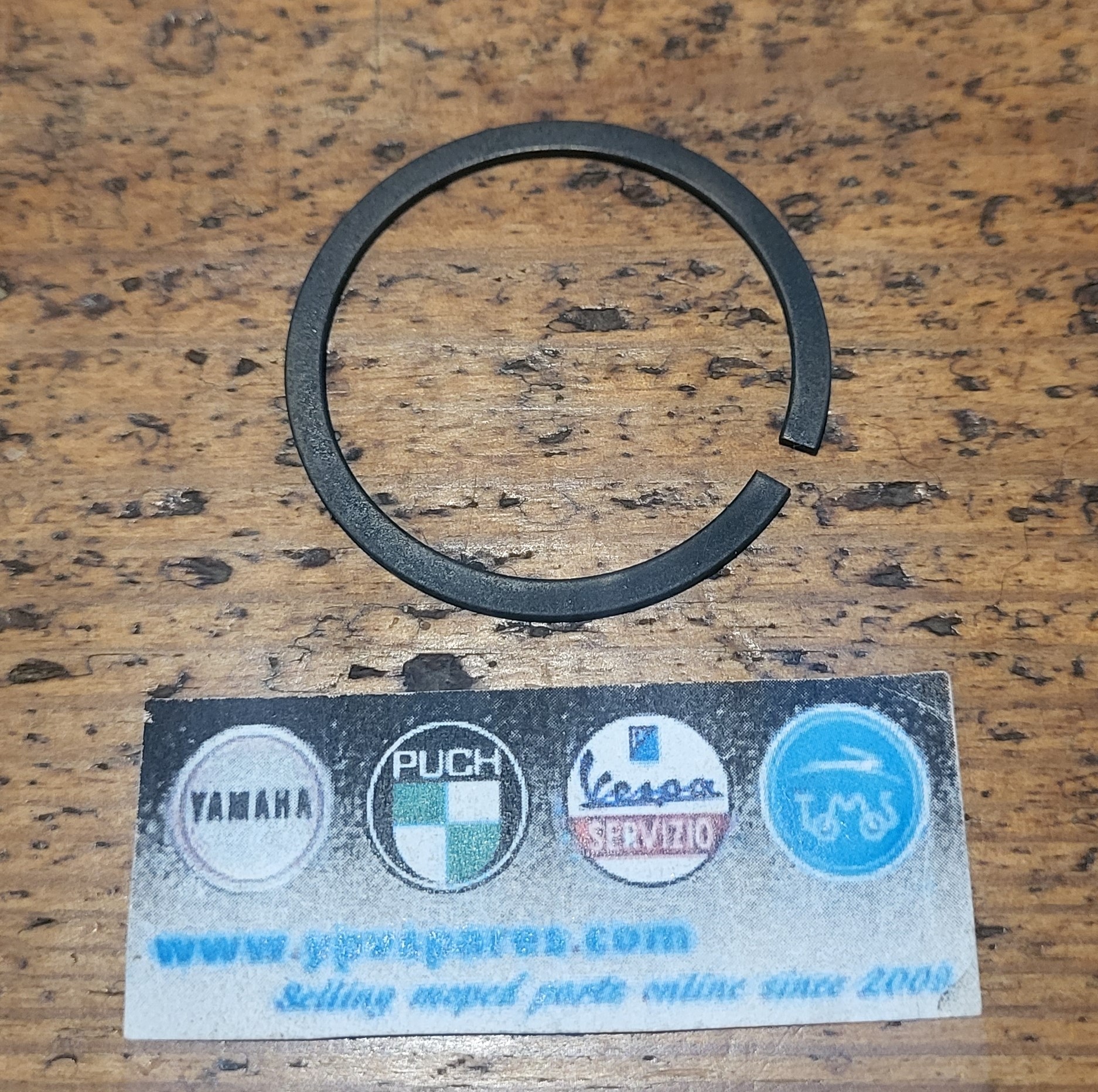 Puch E50 locating ring for NR bearing and output shaft