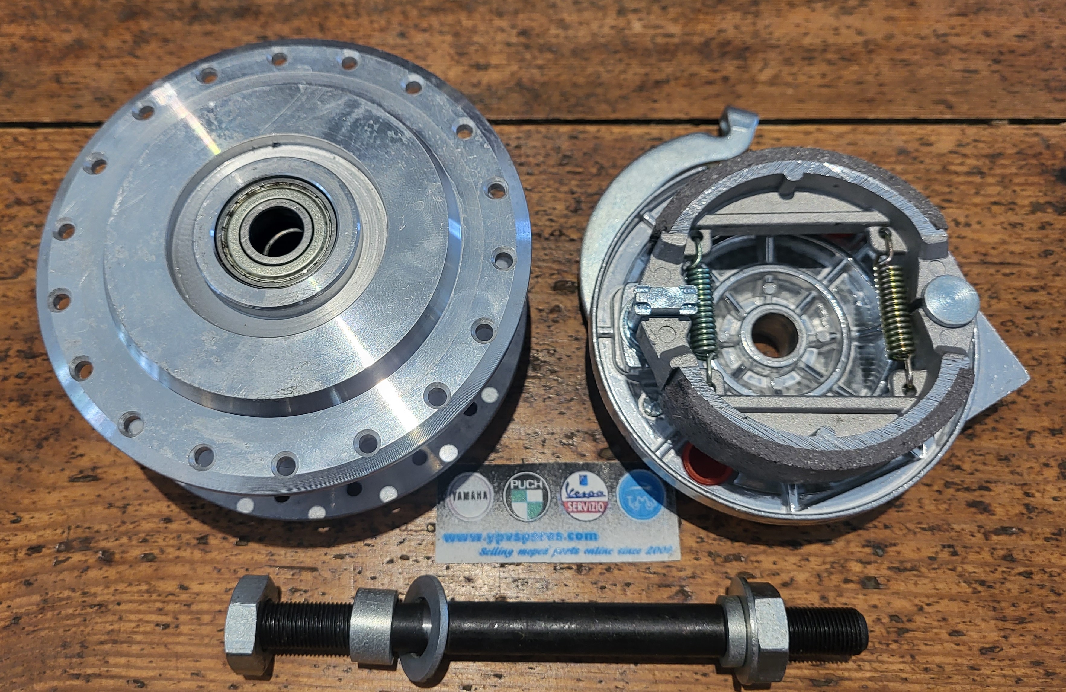 Puch Maxi front wheel hub complete