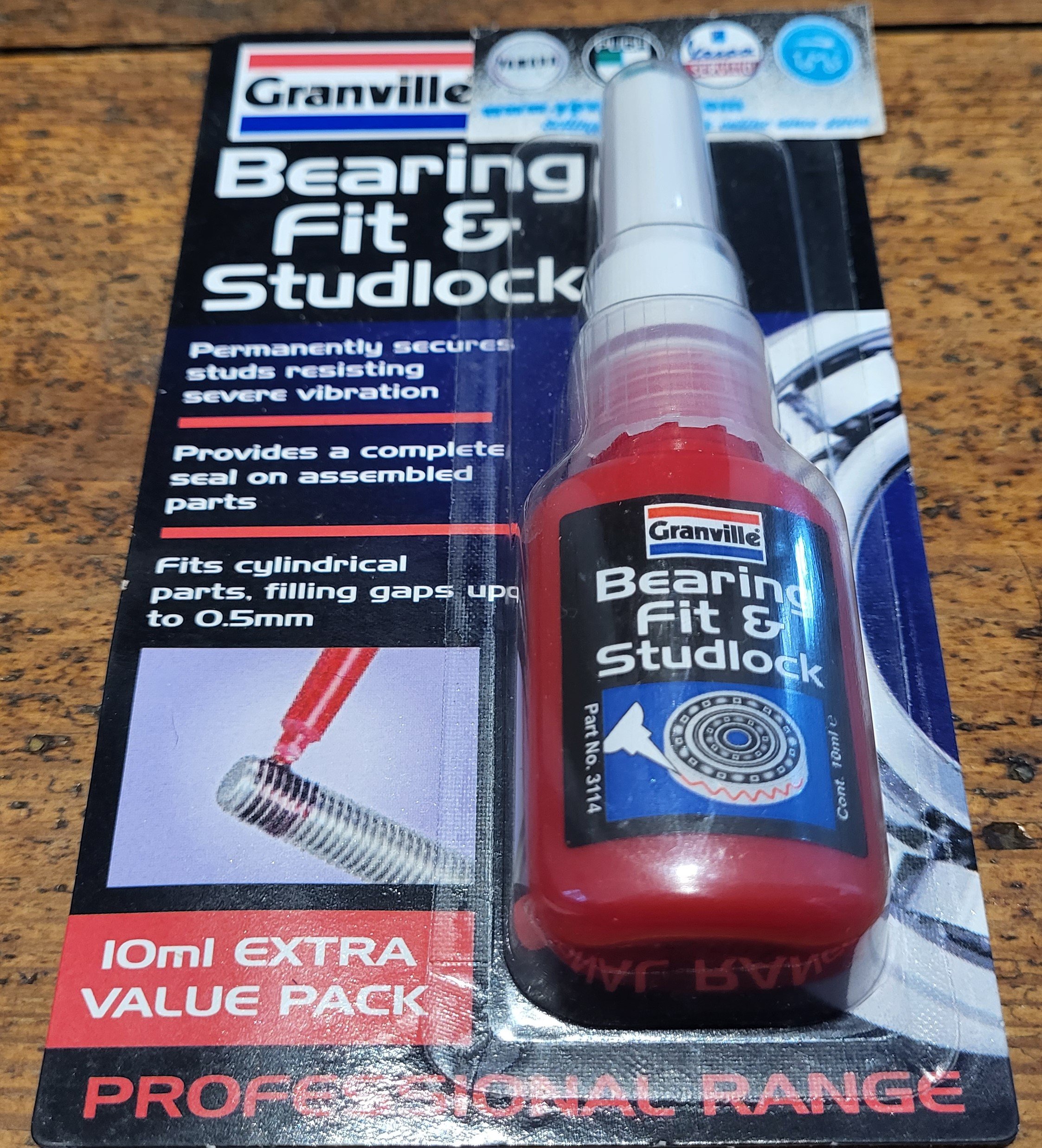 Bearing fit & stud lock