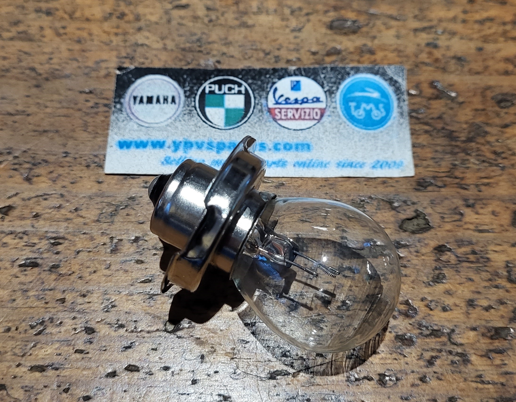 6v 25w collar bulb P26s