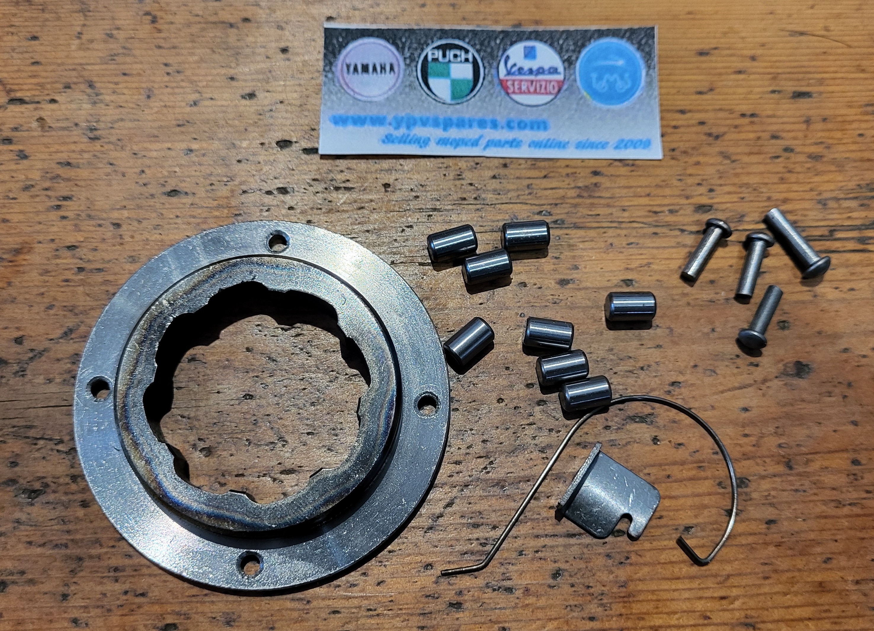 Tomos A3 1st gear sprag clutch rebuild kit.