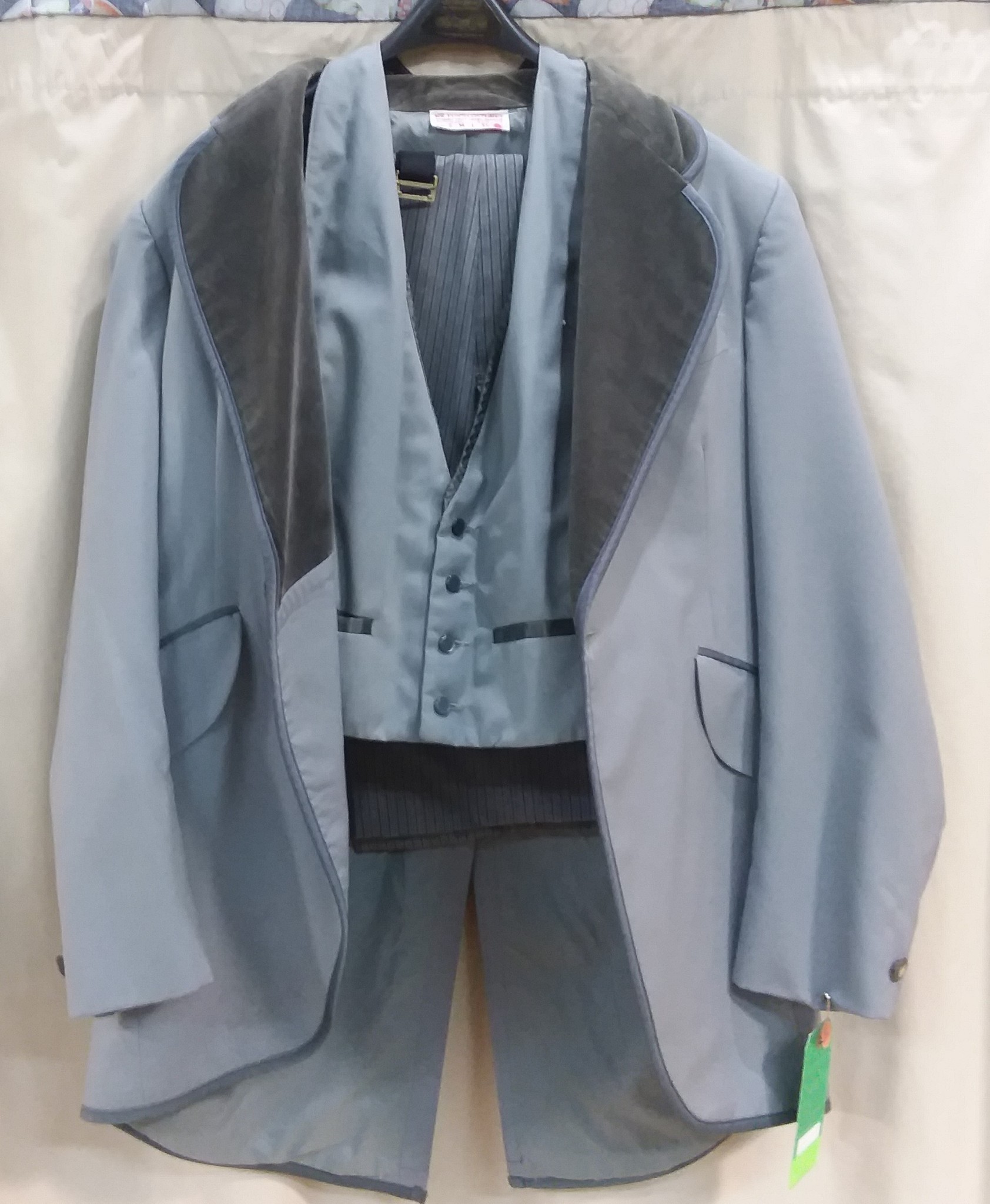 RENT ONLY Western Gunslinger Costume