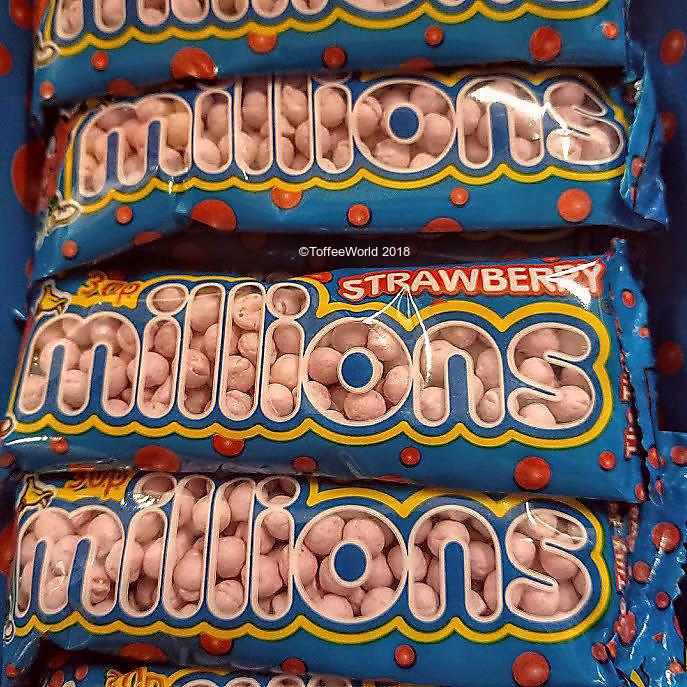 Strawberry Millions | Tiny Chewy Sweets | 26g Pack