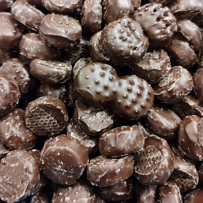 Beech's Original Dark Chocolate Marzipan - Beechs Weigh-Out Misshapes