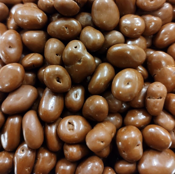 Milk Chocolate Raisins - Raisins Coated in Milk Chocolate