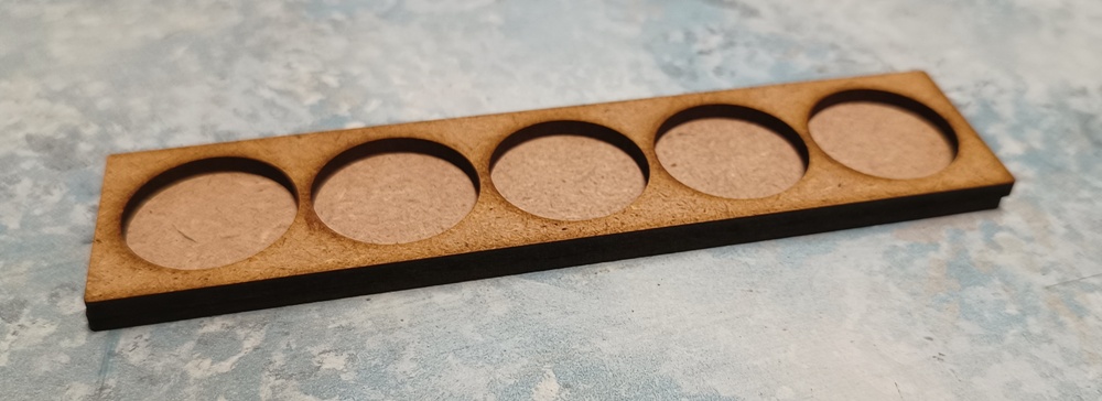 BOLT ACTION BASE 25MM X 5 MAN