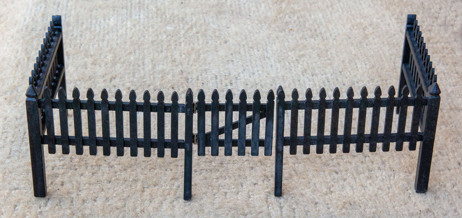 G Scale fence Gate