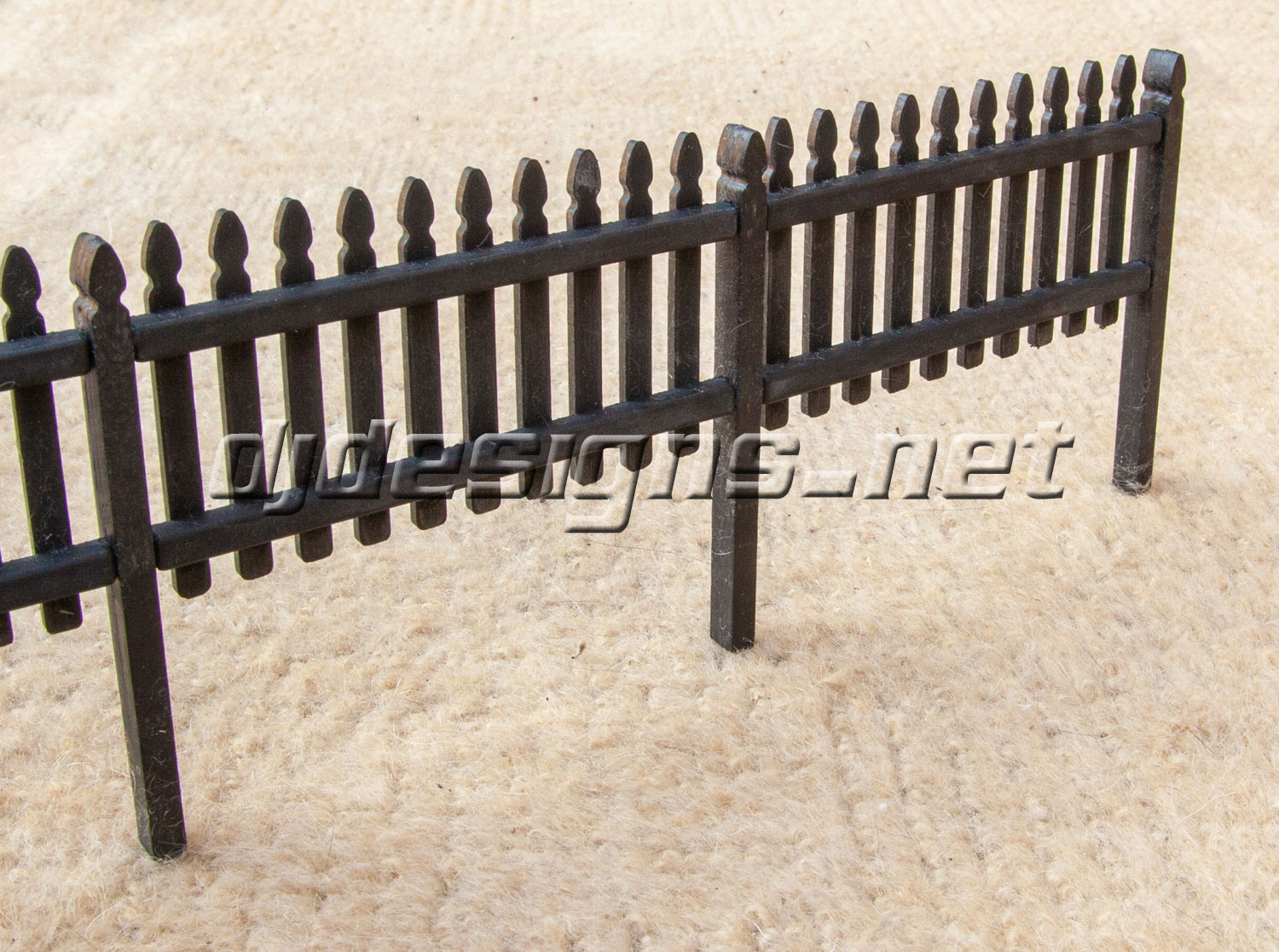 G Scale straight fence post