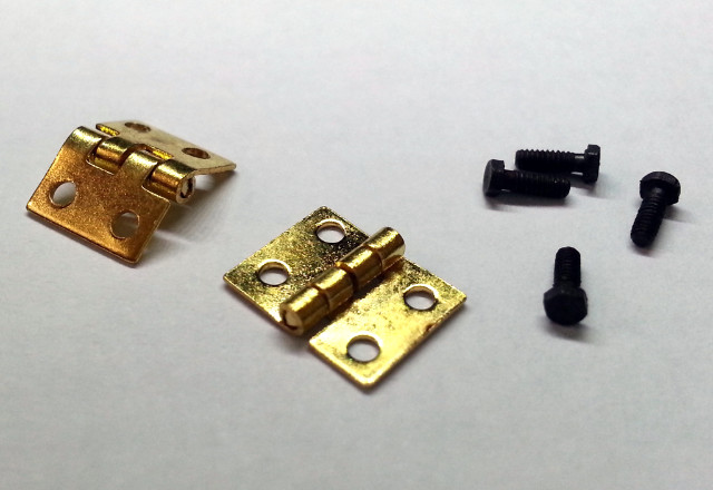 Tiny copper hinge for scale model
