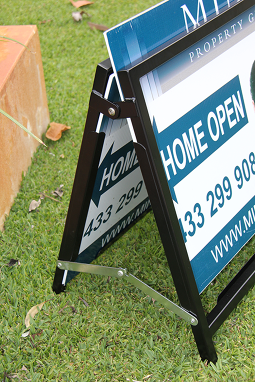 Metal A-Frame 600x450mm with printed corflute inserts.