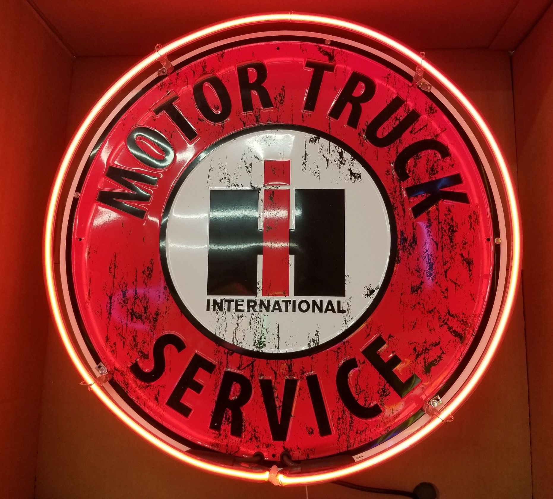 IH Motor Truck Service Neon Sign 24" Full Canned