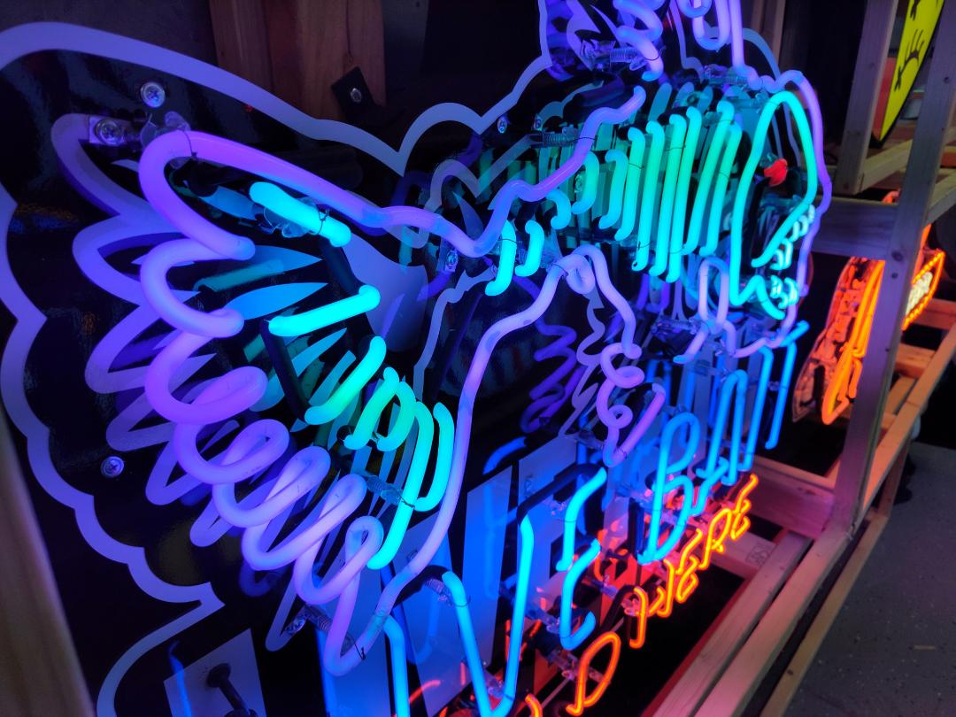 Animated Neon Signs / Live Bait Sold Here Signs / Live Bait Signs ...