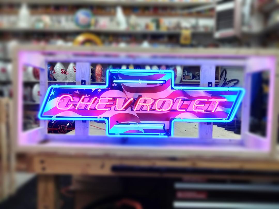 Chevrolet Neon Sign / USA Chevy Signs