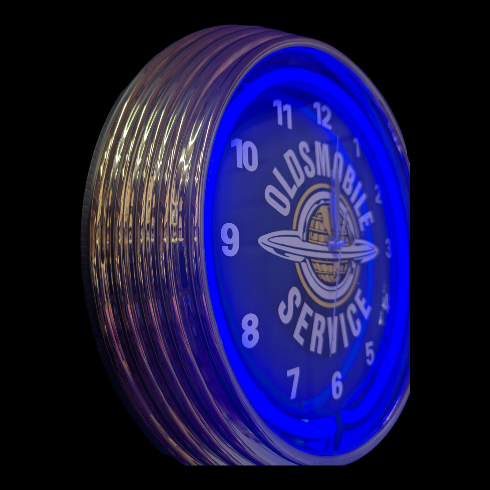 Oldsmobile Service Neon Clock / Oldsmobile Clocks / Neon clocks