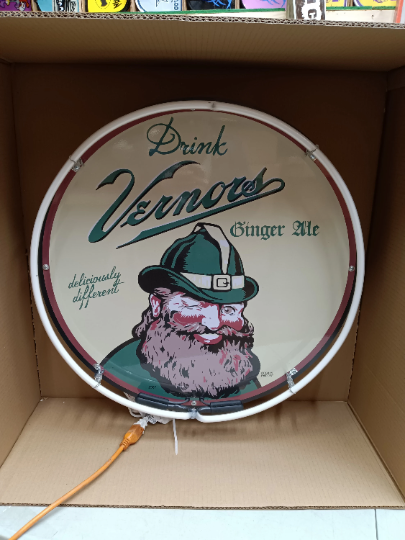 Vernors Neon Sign * Vernor's Soda Pop Signs / Michigan Ginger Ale Drink ...
