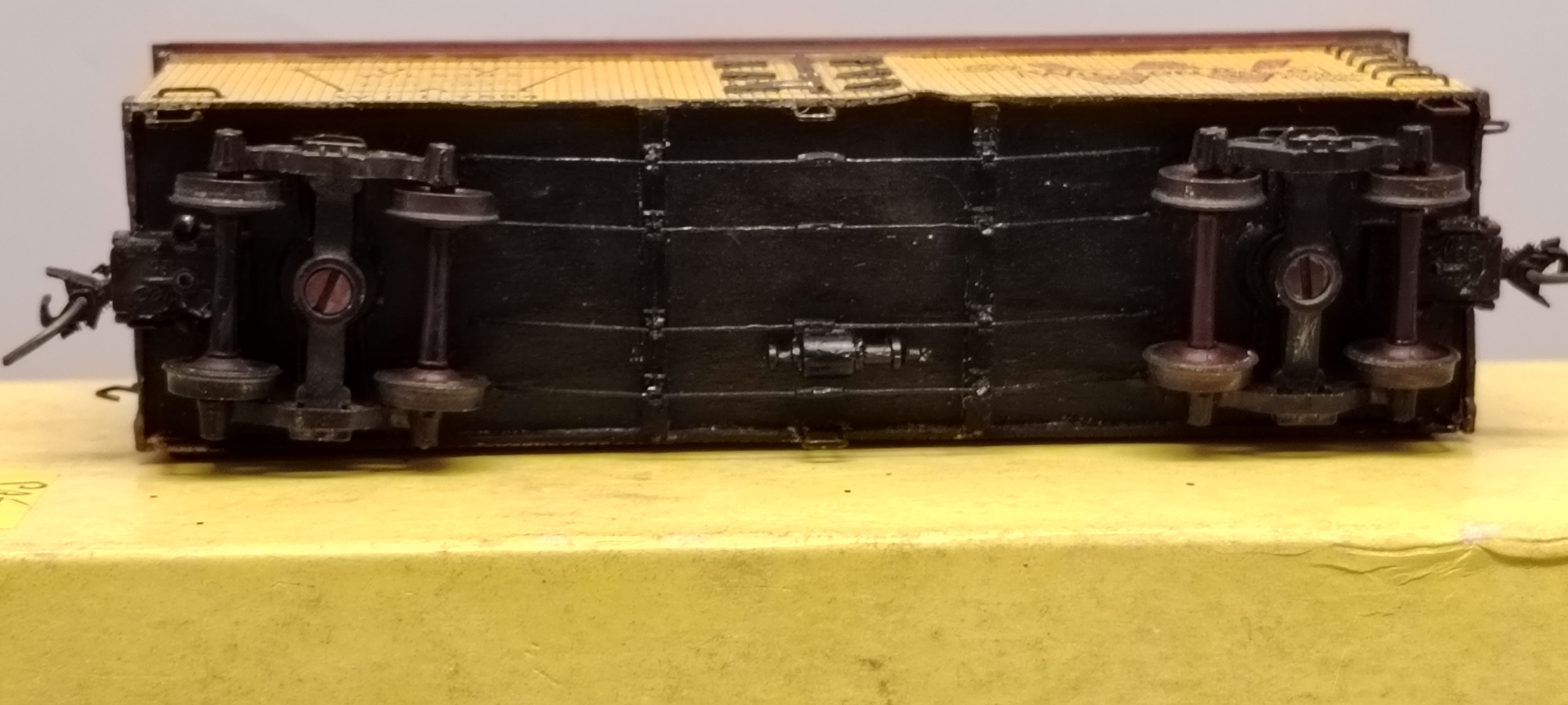 Pre owned HO. Mainline models 36ft refrigerator car Wilson meats