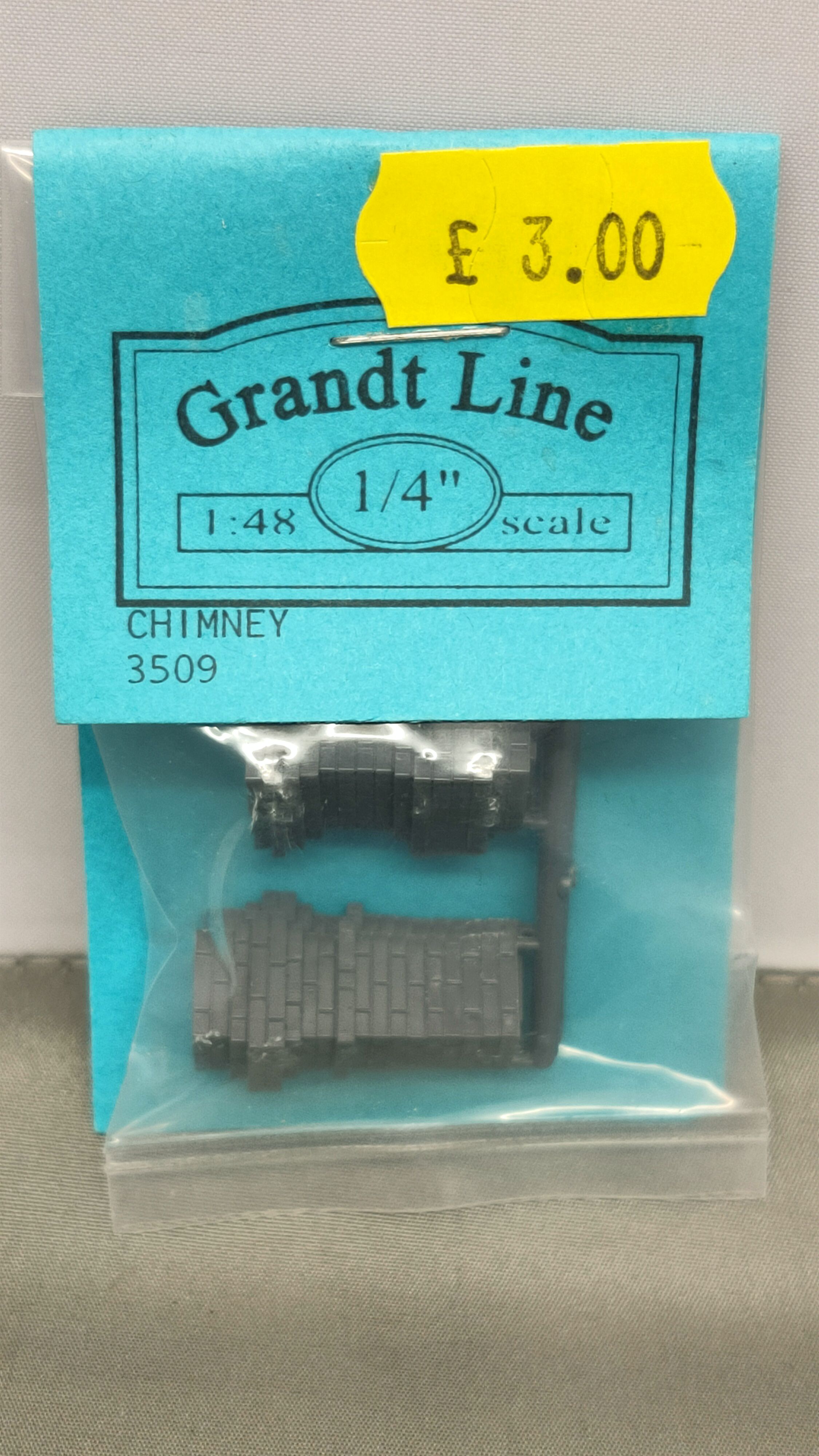 Grandt Line O Scale. Chimney kit pkt of 2 styles