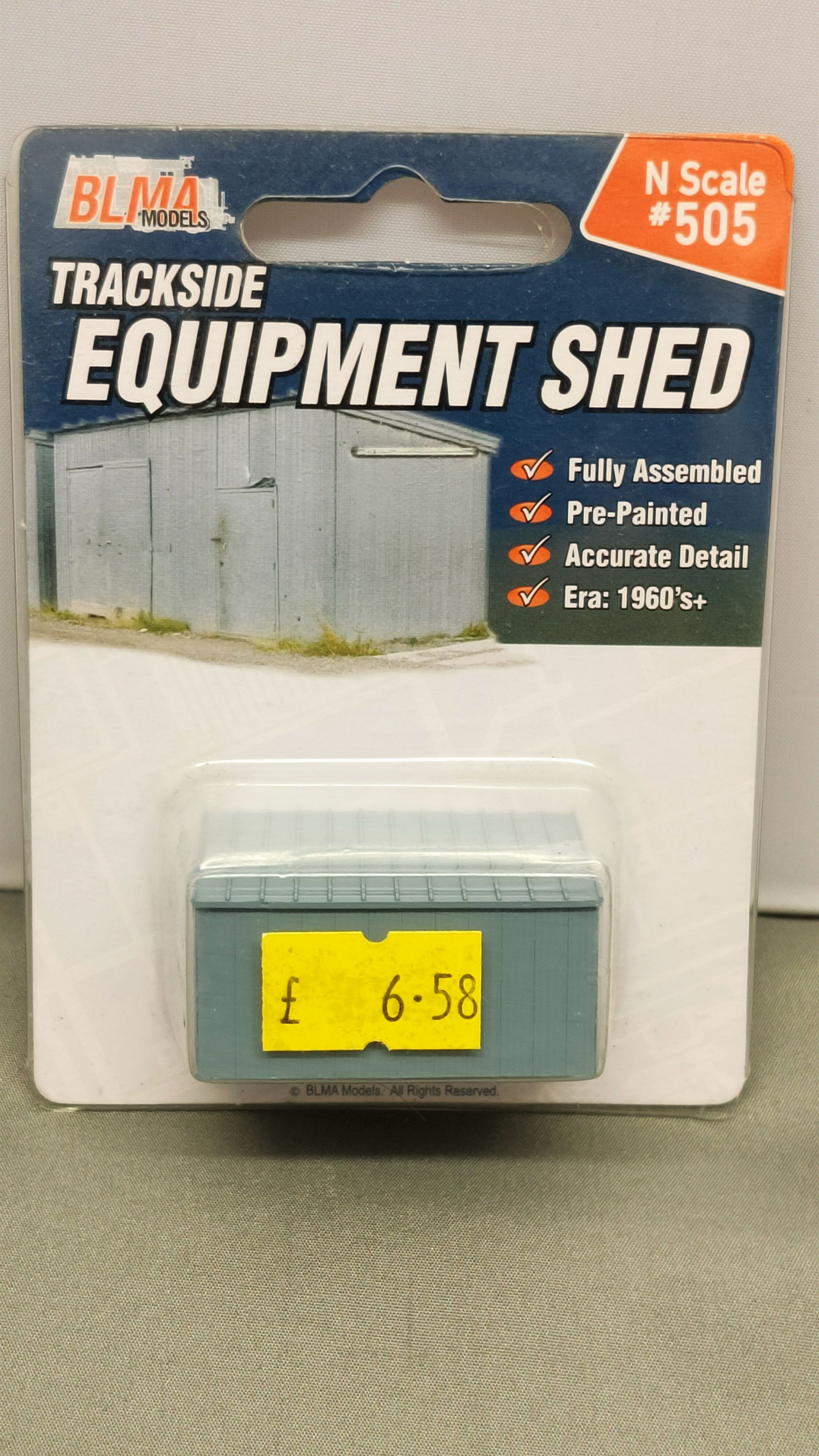 BLMA N Scale. Trackside equipment shed