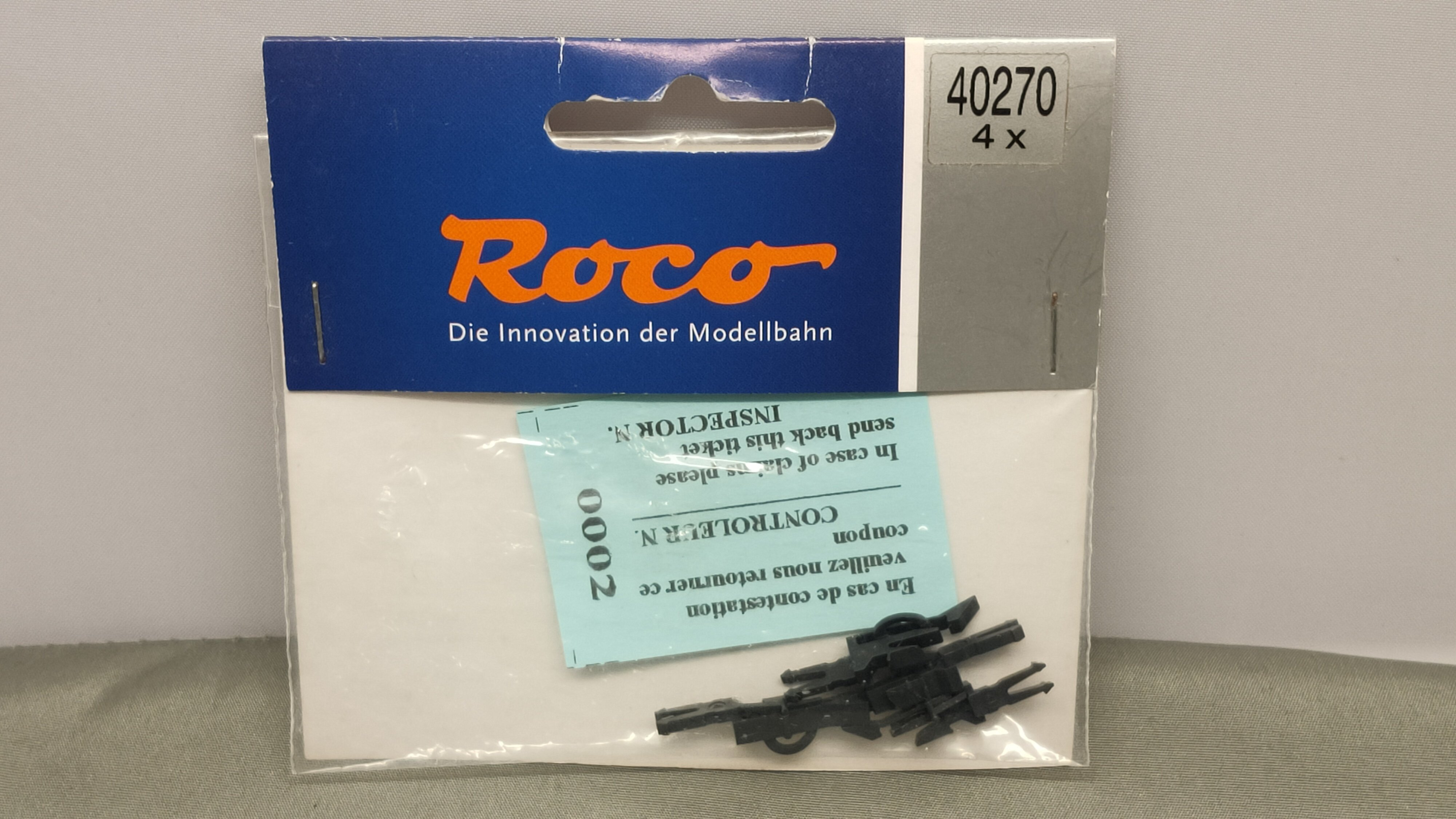 Roco HO. Nem close couplings pkt of 4