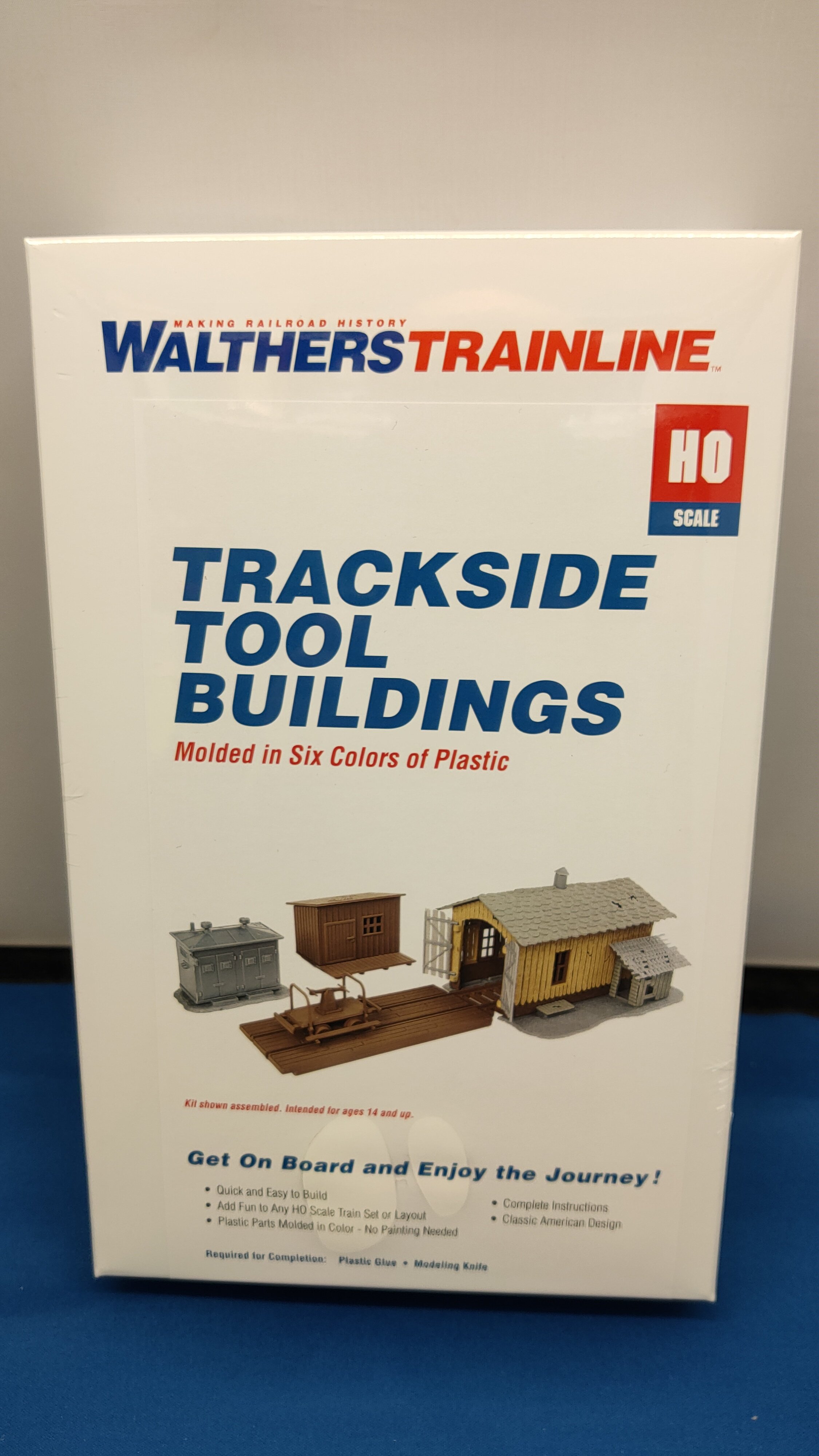 Walthers Trainline HO. Trackside tool buildings kit