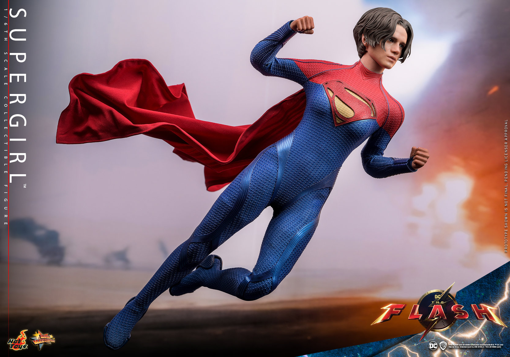 Hot Toys - 1/6th scale Supergirl Collectible Figure
