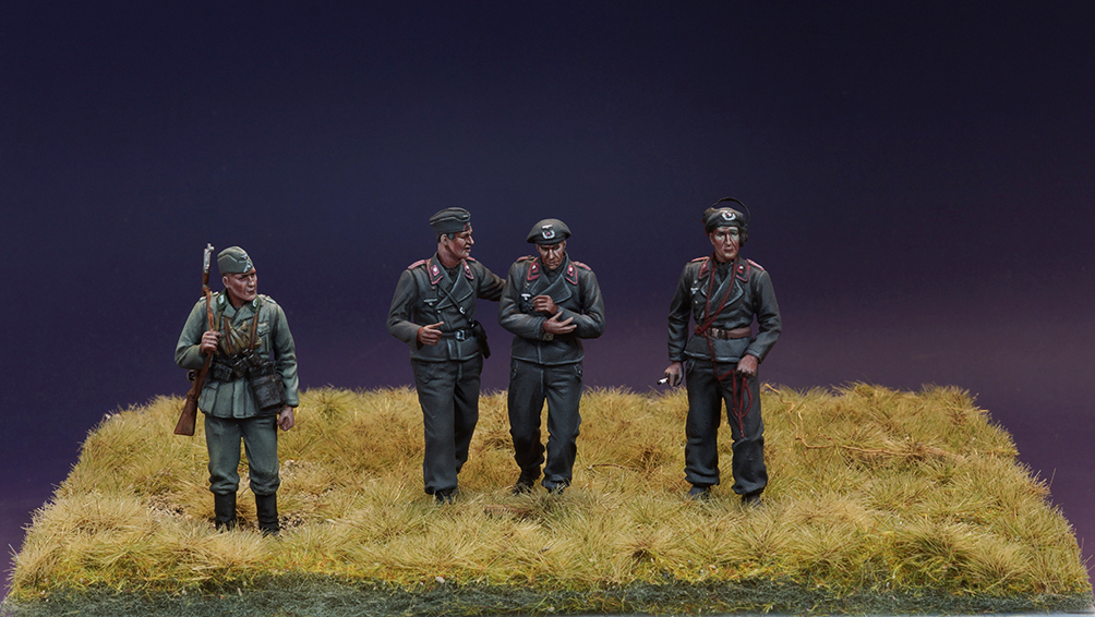 4 German Soldiers Early WWII War-Pro Built & Painted Figures 1/35 scale ...