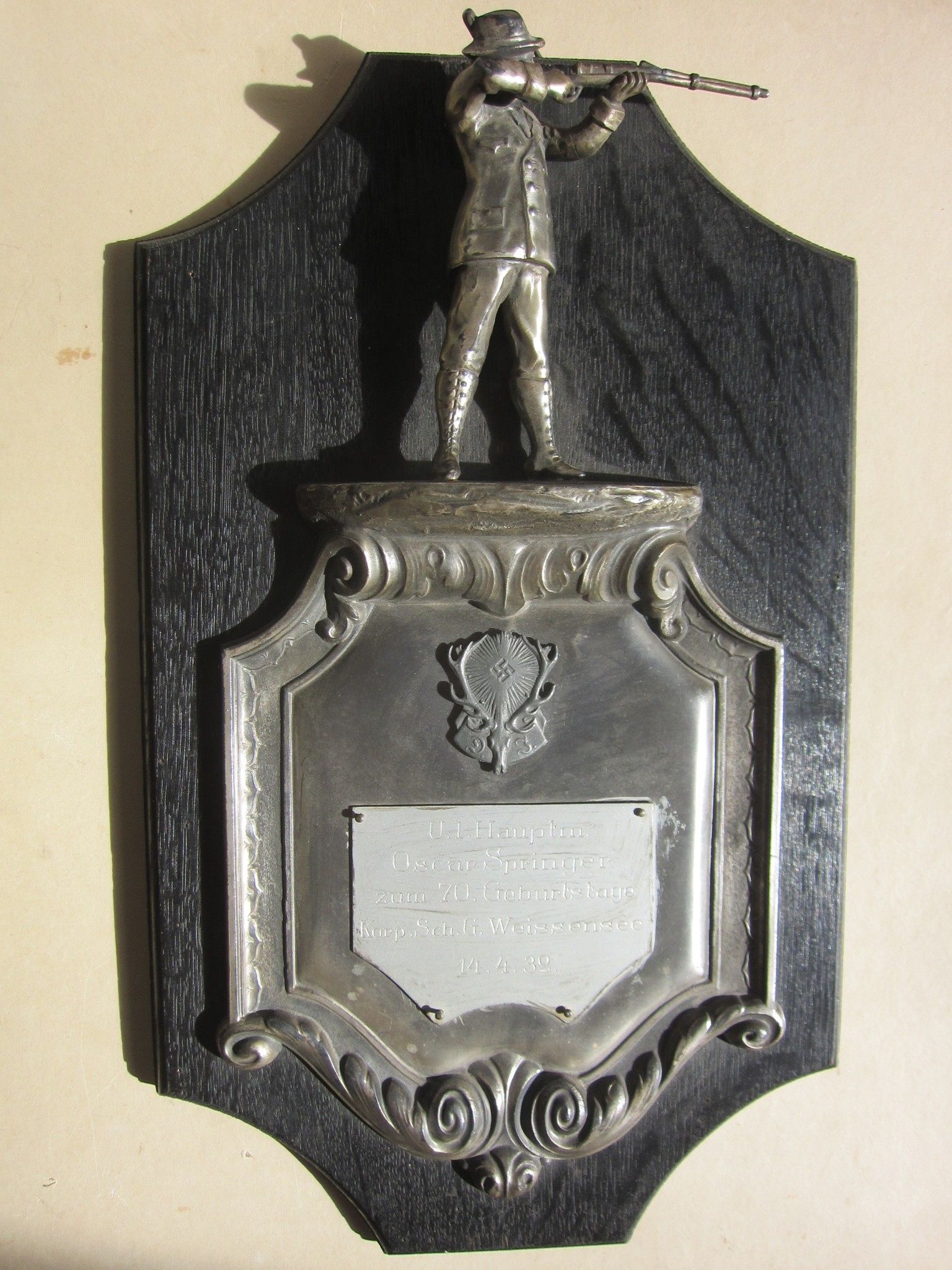 Original german nazi hunting organisation relief
