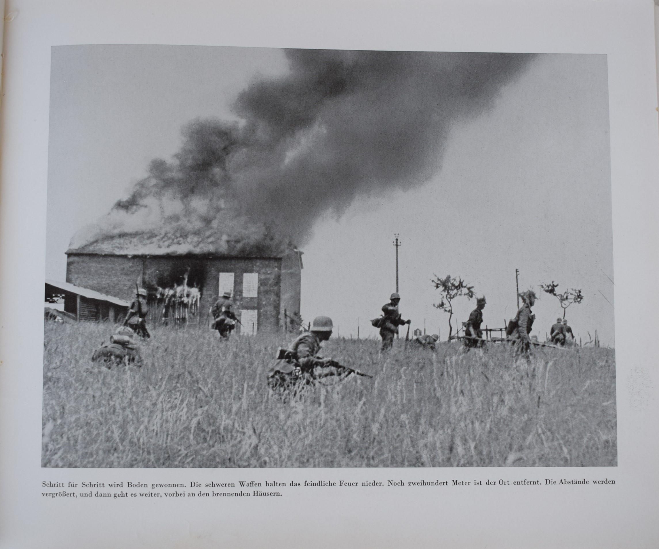 Original WW2 german color combat photo book Decisive Hours