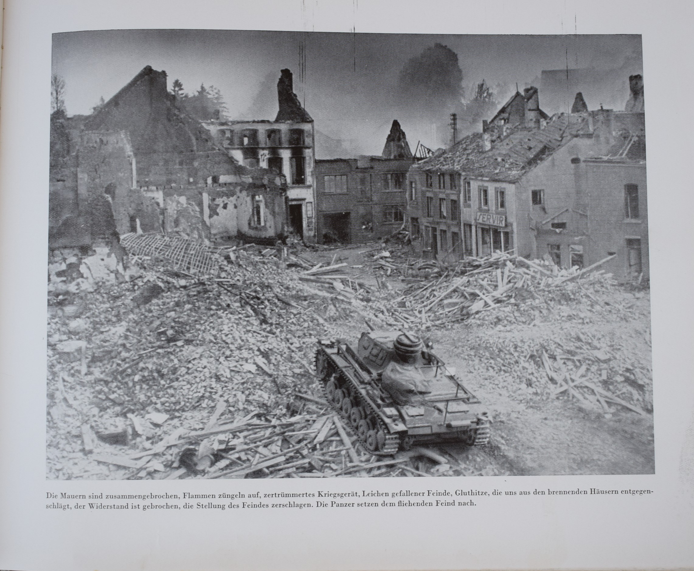 Original WW2 german color combat photo book Decisive Hours