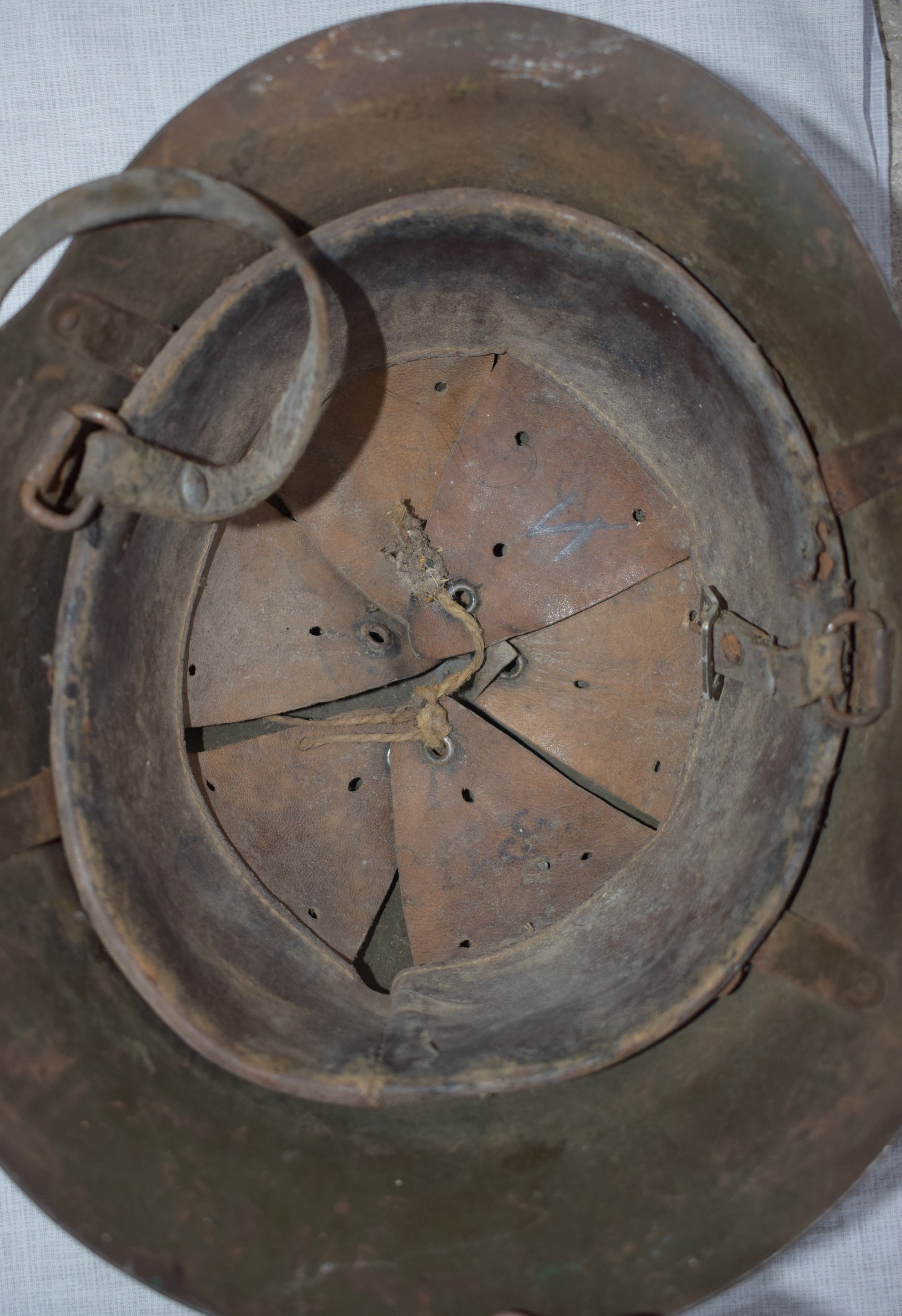 Original bulgarian m36 ww2 military helmet with decal