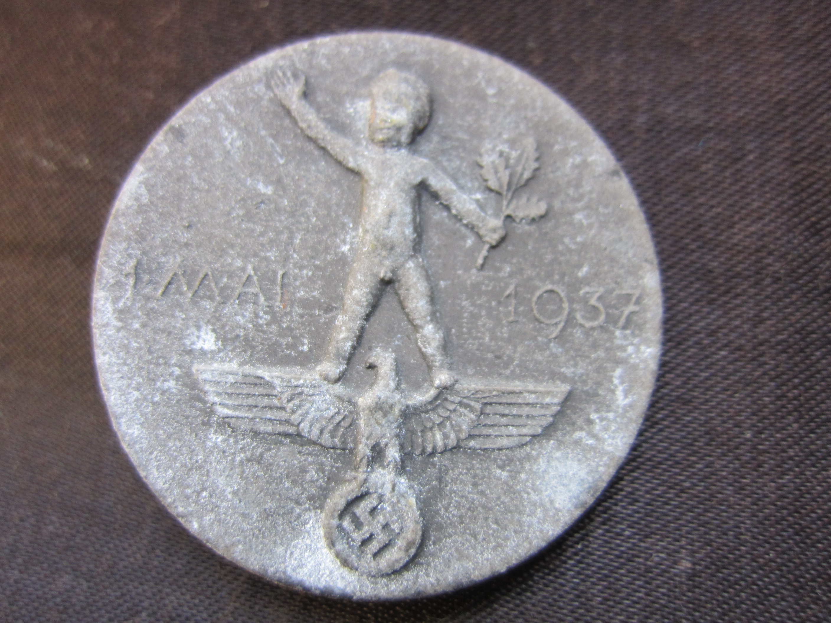 Original German Nazi badge Labour day 1938