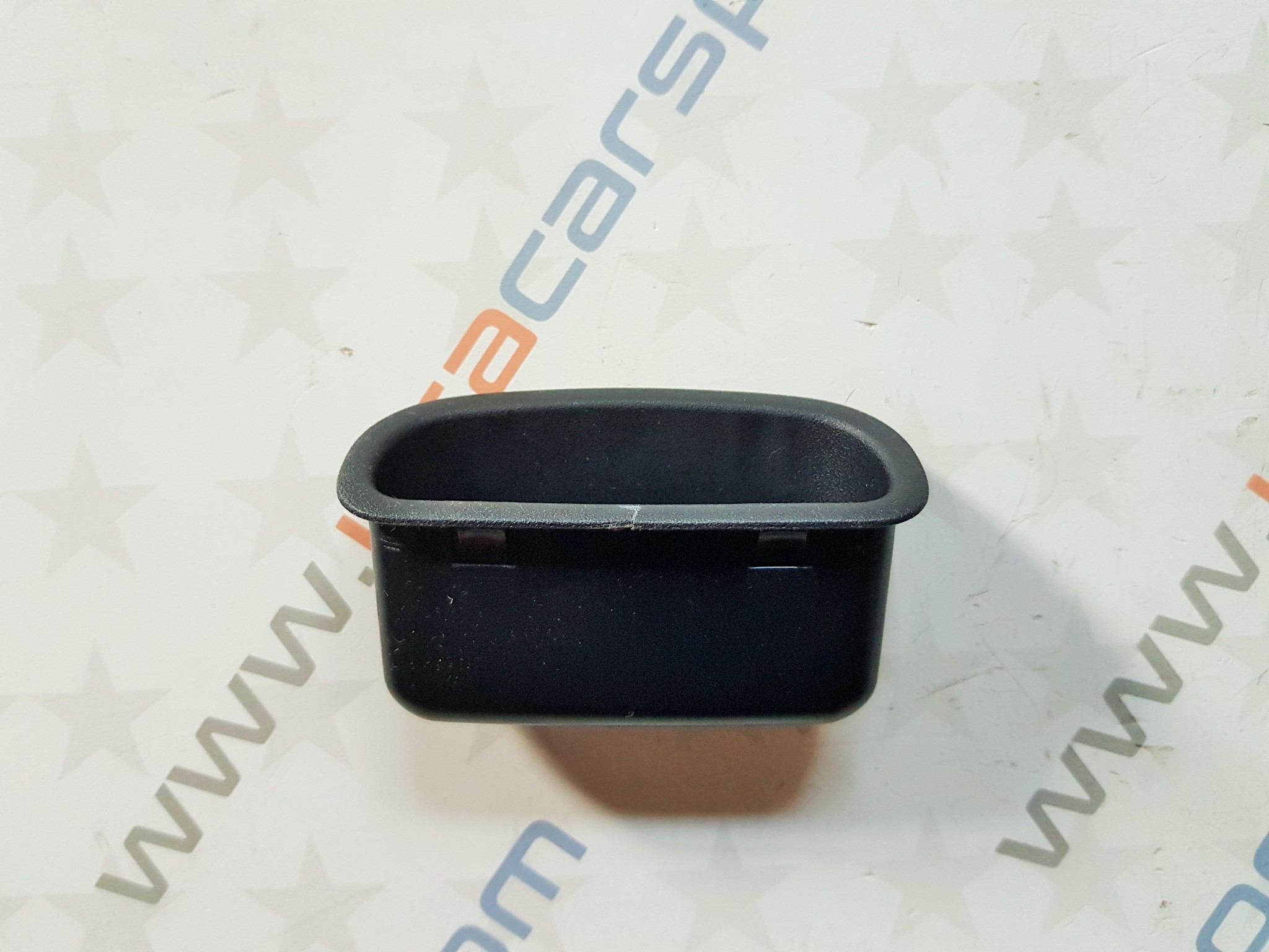 Bagažinės dangčio vidinė rankenėlė, Lift-Gate Pull Handle, MITSUBISHI ...