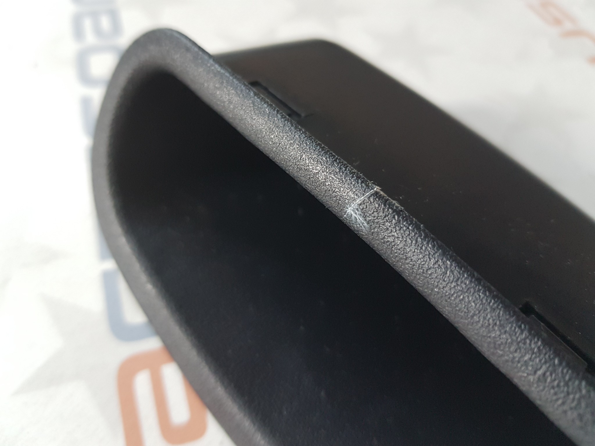 Bagažinės dangčio vidinė rankenėlė, Lift-Gate Pull Handle, MITSUBISHI ...