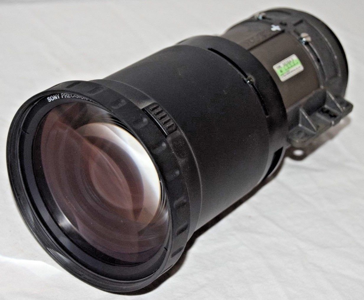 Sony 1.3x 1:1.7-2.1 SE28A Short Throw projector lens