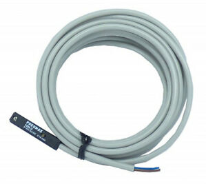 1580.U .240 Pneumax Reed Sensor