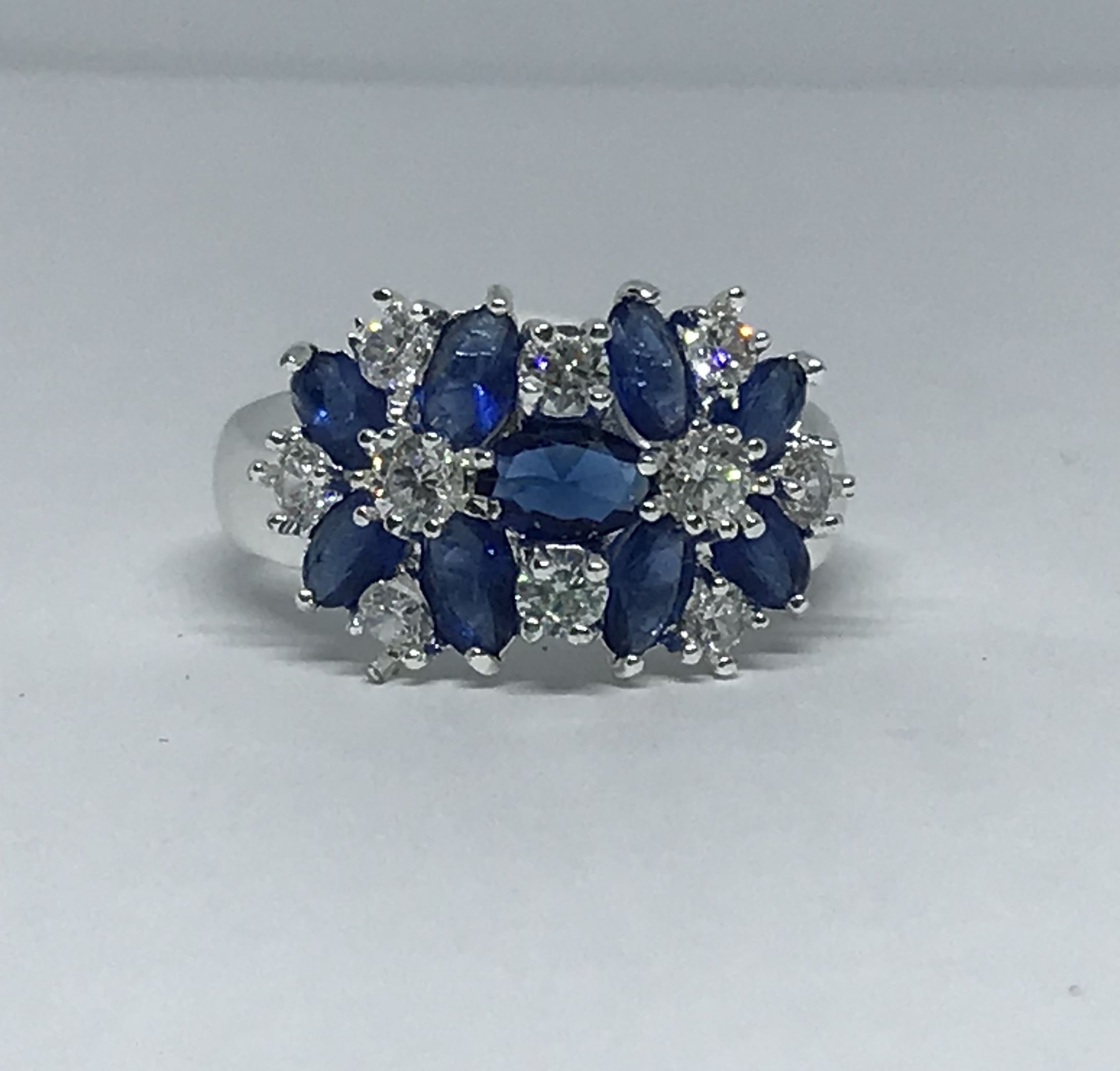 Floral blue ring - size 9