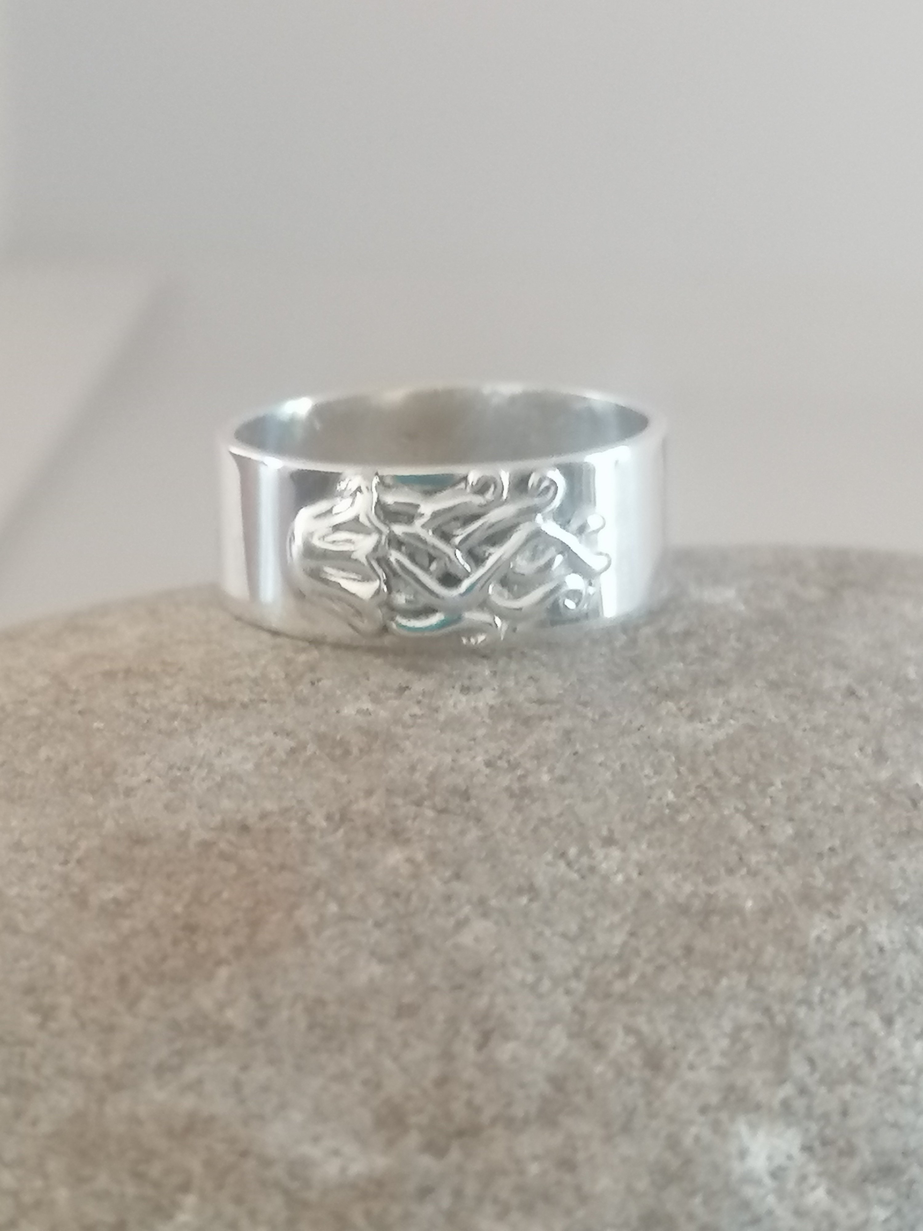 Jellyfish Band ring
