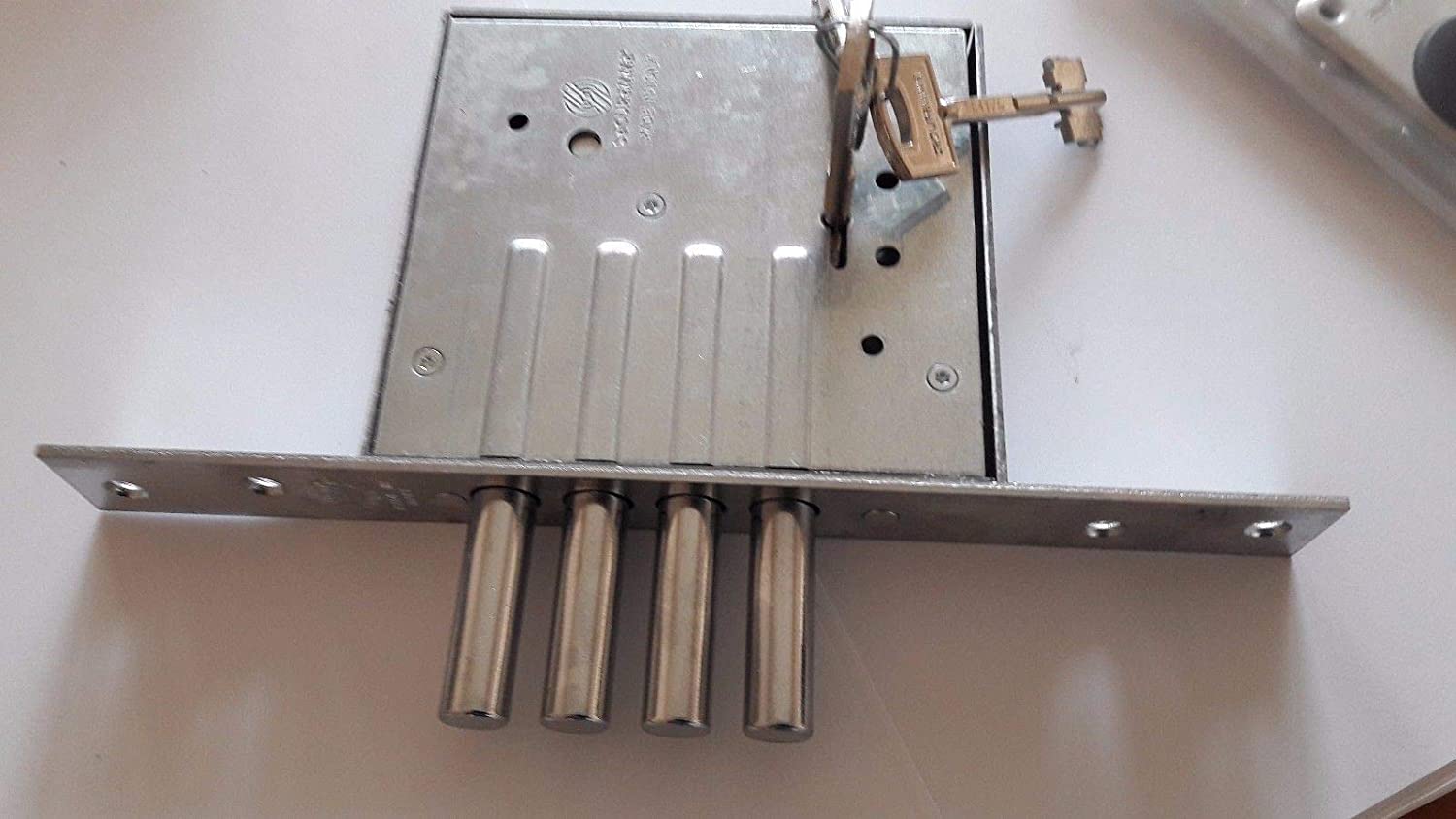 SECUREMME 2020 (Italy) 4 -Motion HIgh Security Double Bit Lever Lock