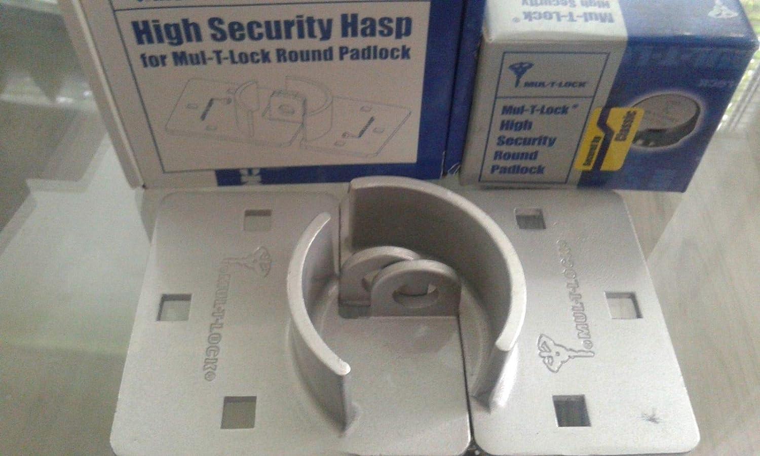 Mul-t-lock TR 100 Hockey Puck Padlock +Hasp