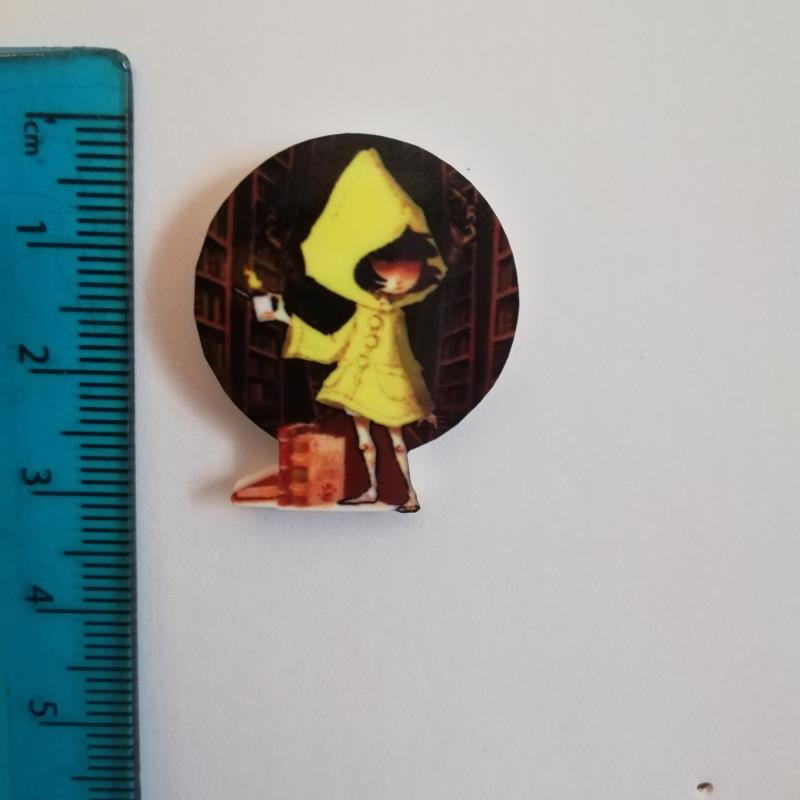 Little Nightmares - Six pin badge