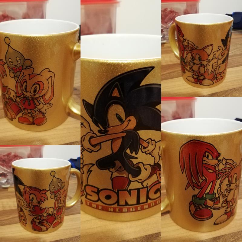 Sonic the Hedgehog gold mug