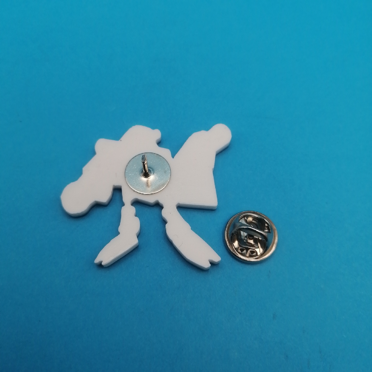 Sonic the Hedgehog - E-102 Gamma design 2 pin badge