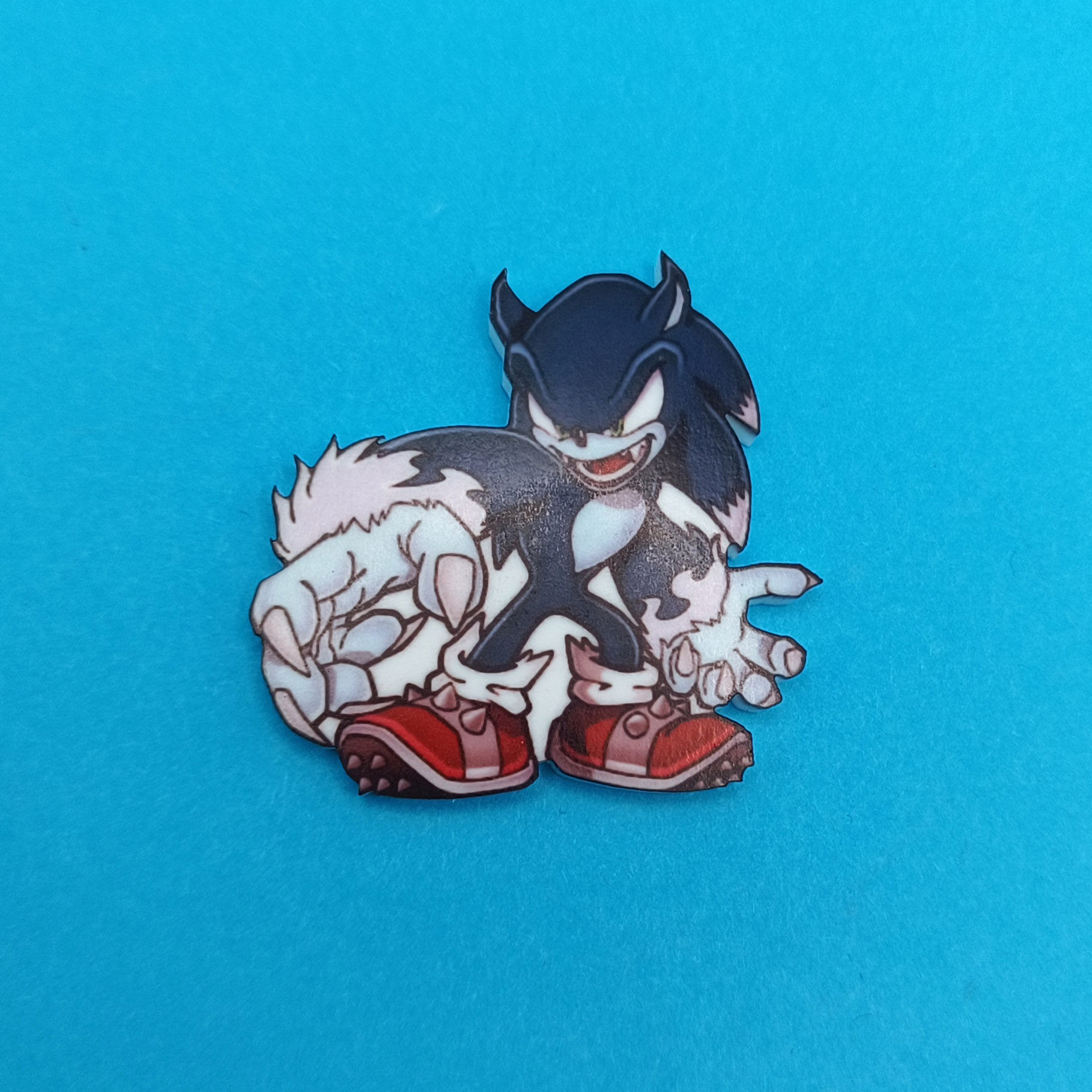 Sonic the Hedgehog - Sonic the Werehog pin badge - Sonic Unleashed