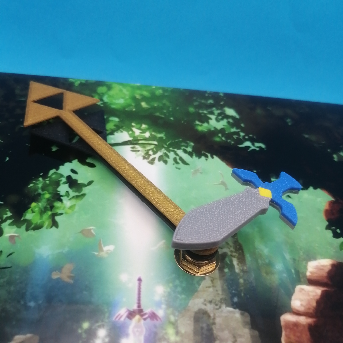 The Legend of Zelda A Link Between Worlds Ceramic Tile Wall Clock