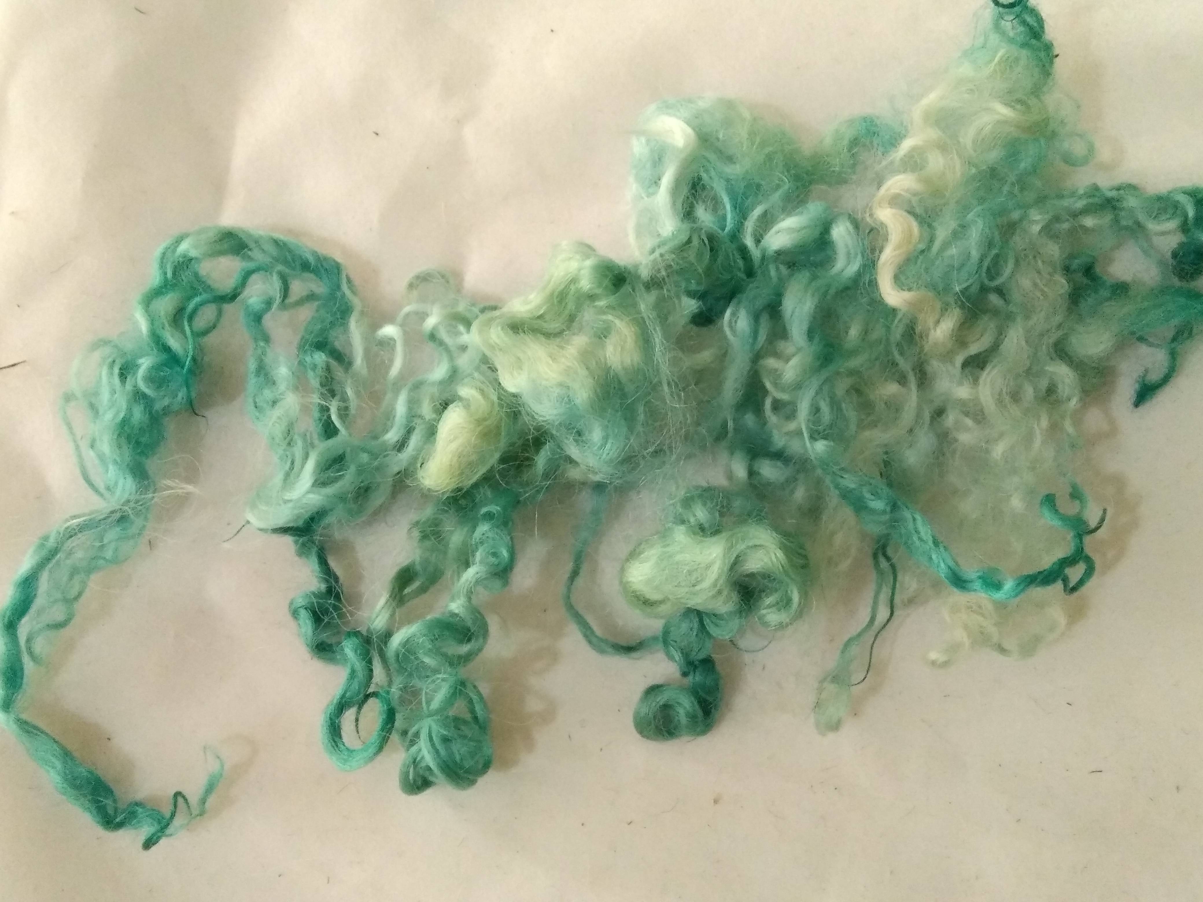 Mermaid blue green curly wool and locks, 10g (v)