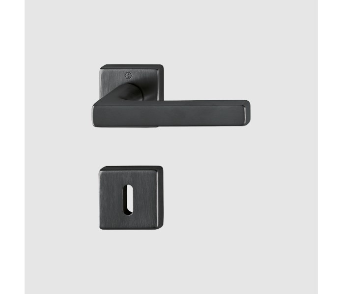 Hoppe Dallas satin black lever complete with lever key escutcheons