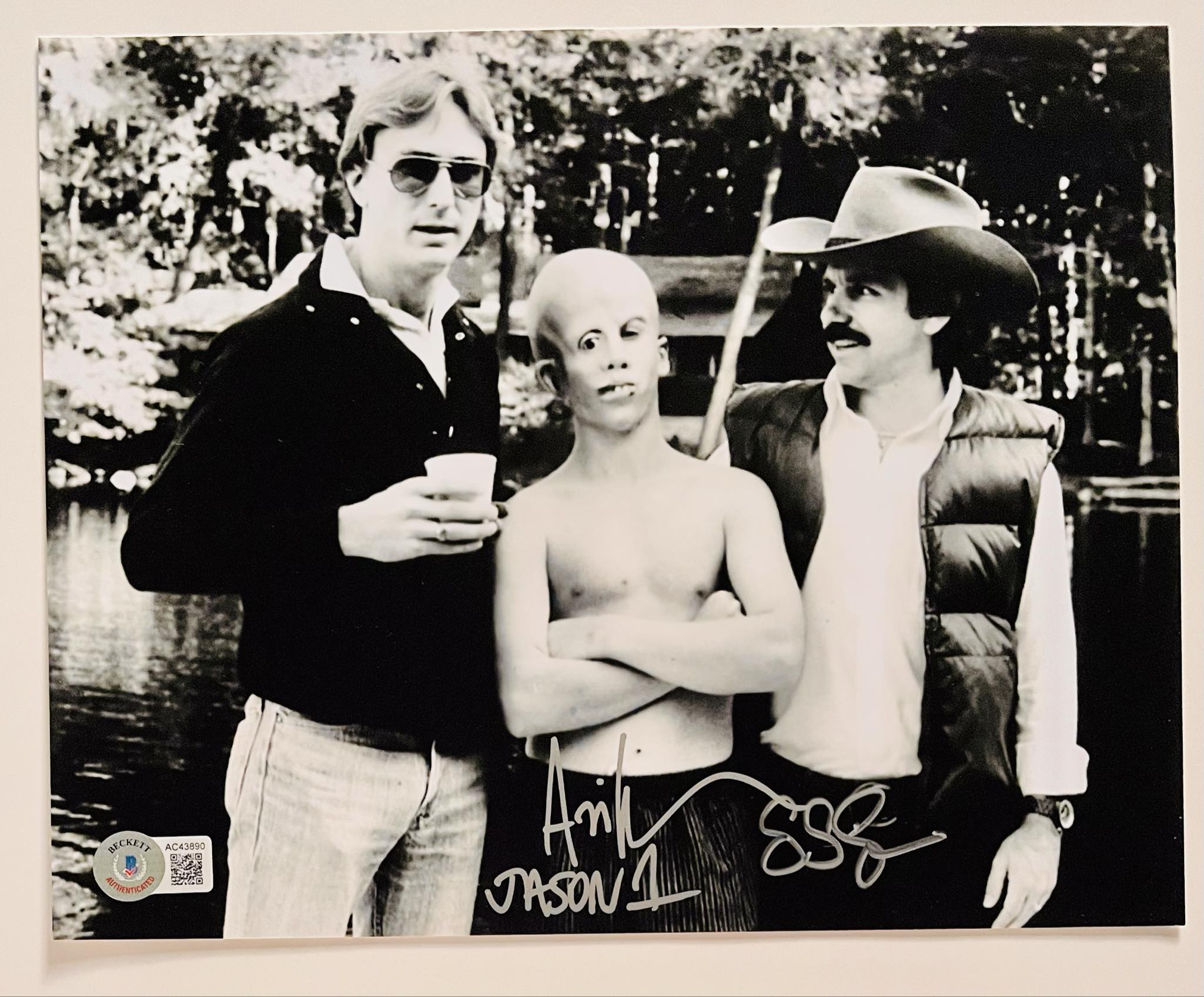 FRIDAY THE 13TH JASON VOORHEES 8x10 DOUBLE SIGNED by SEAN CUNNINGHAM ...